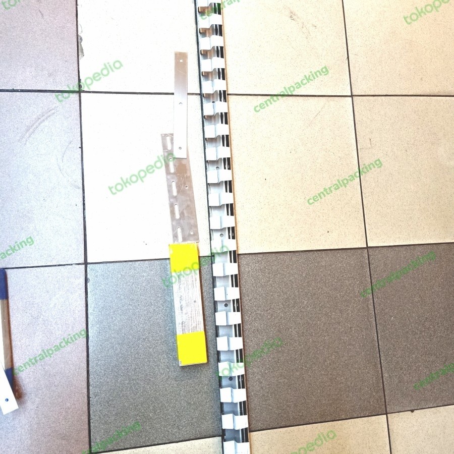 Bracket PVC Curtain Bahan stainlees 304 – trademall.id